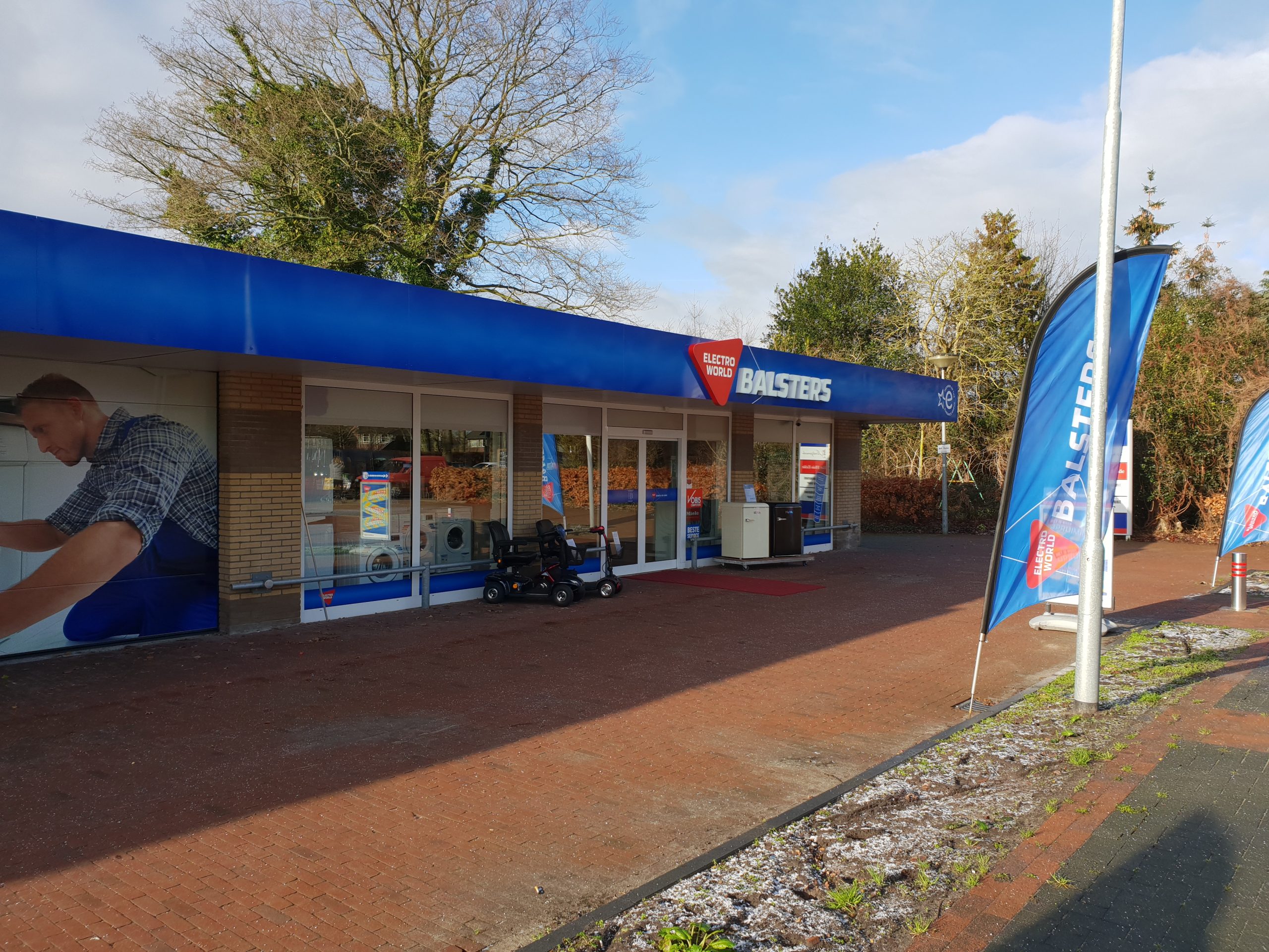 Electroworld Balsters wordt Expert. Zorgwinkel blijft mogelijk open ...