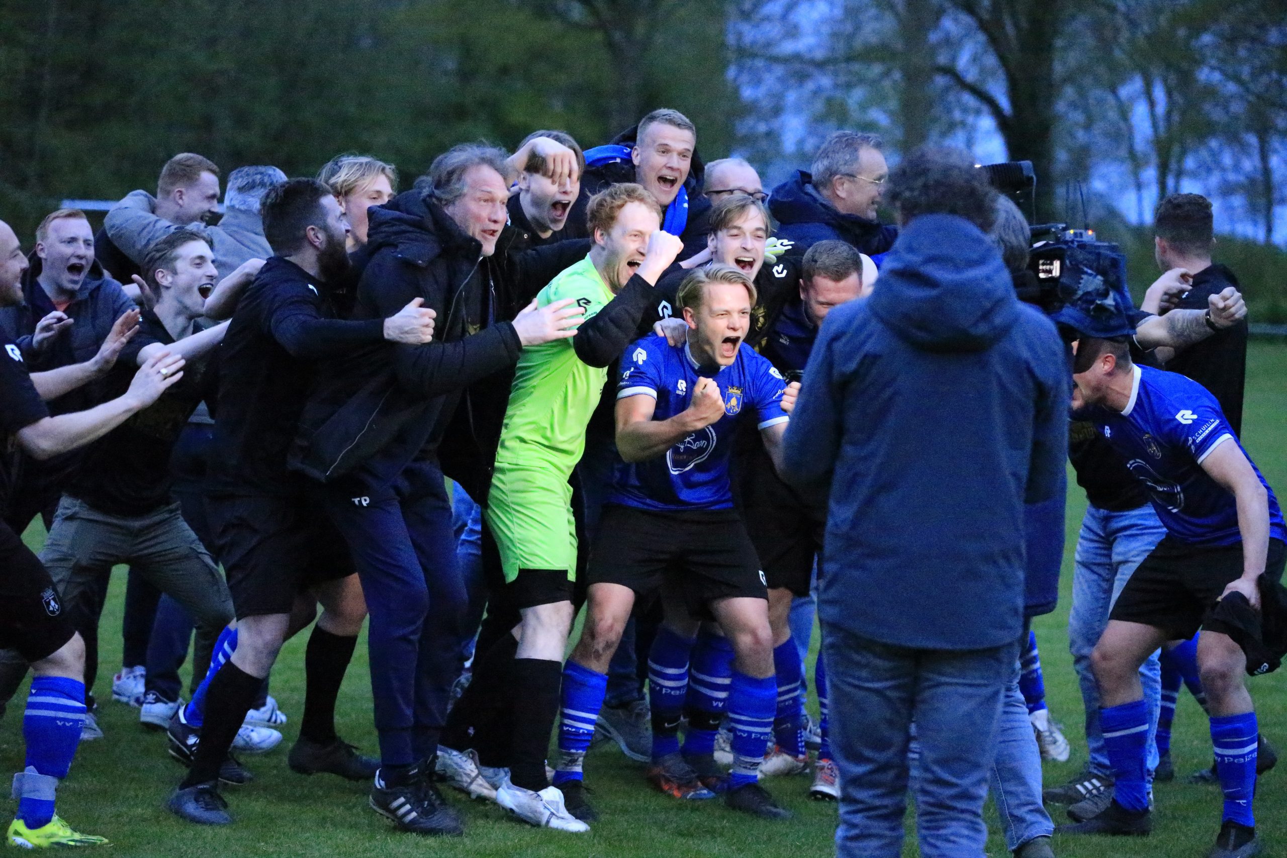 Peize terecht de kampioen na zege op Veelerveen – DK Nieuws