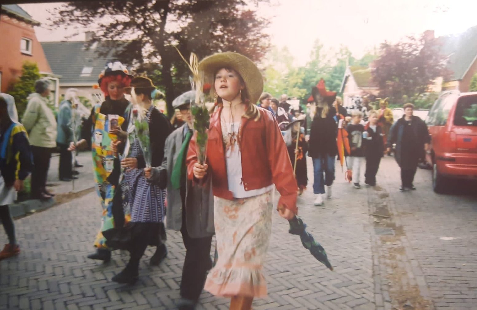 Avondvierdaagse Peize in 2025 vijftig jaar: ‘Komaan Peizenaren, laat ...