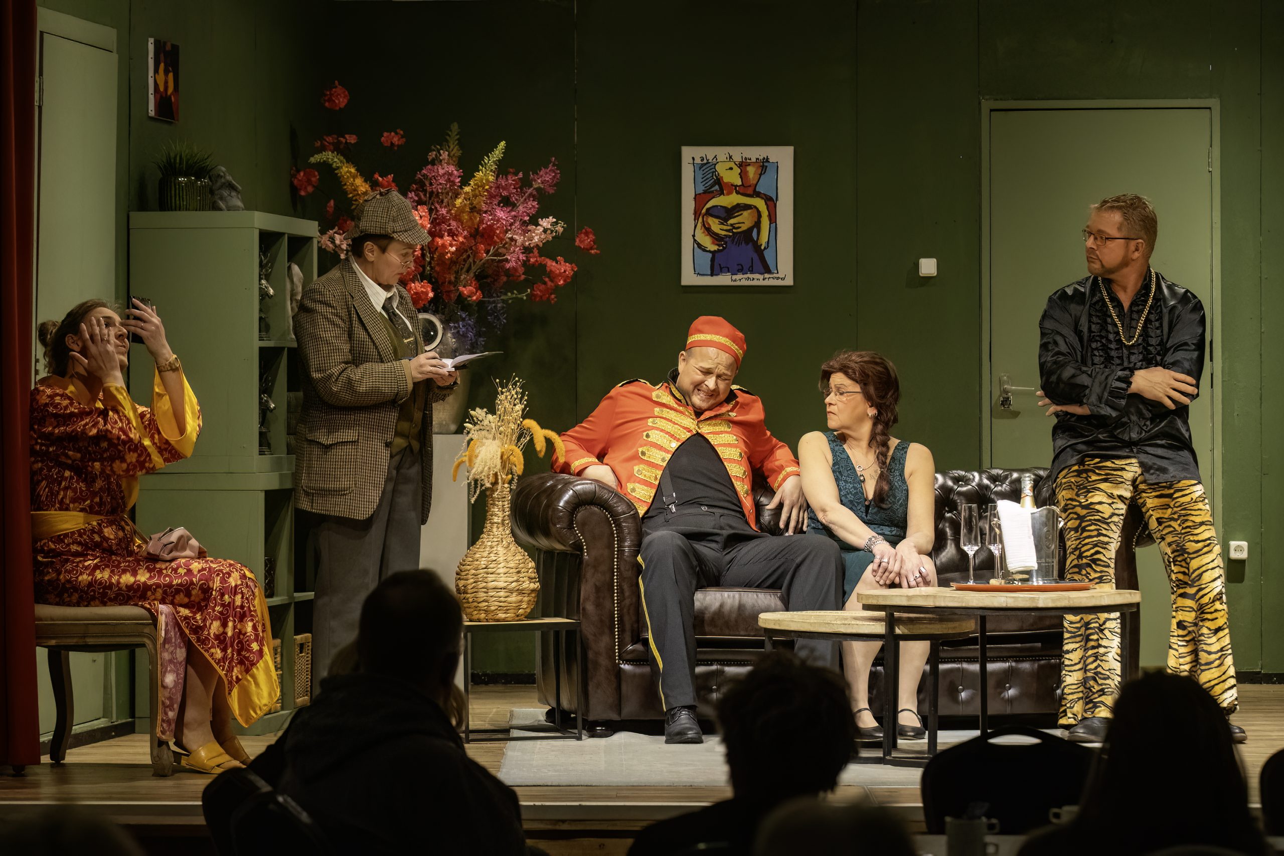 Concordia hoteldebotel: ‘Ik slaap wel op de bank vannacht’ – DK Nieuws